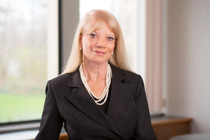 Dr Joyce J. Fitzpatrick selected as recipient of the 2019 International Achievement Award | ICN ...